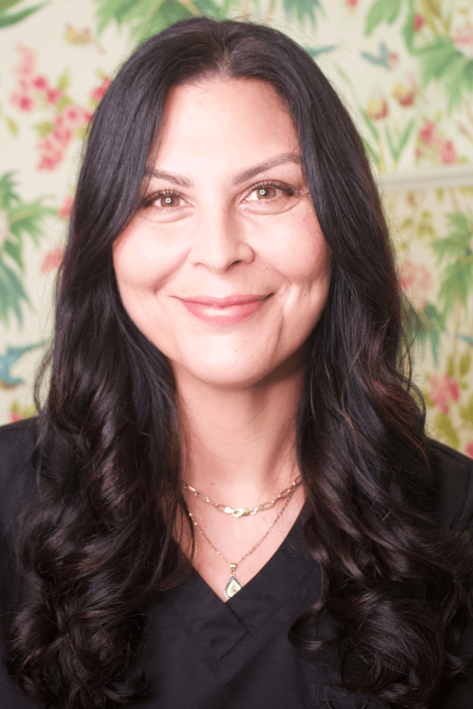 Amnah S. | Queen Bee Salon & Spa